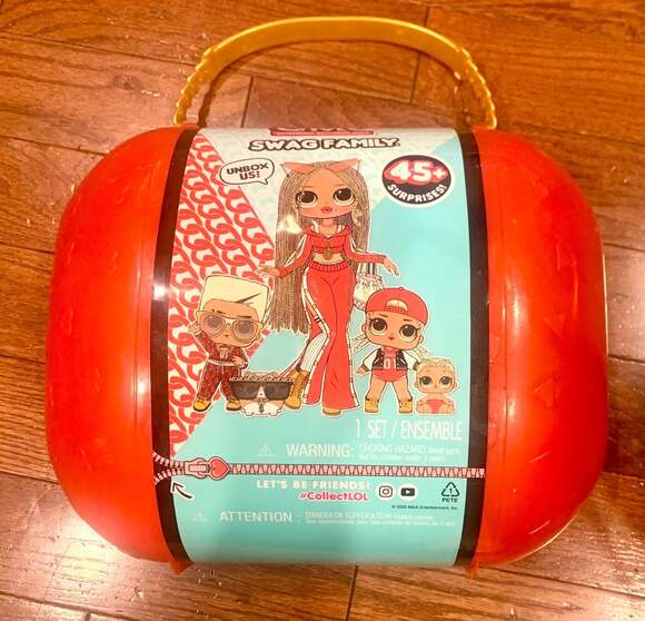 MGA Entertainment | Toys | New Lol Surprise Omg Swag Family Fashion ...